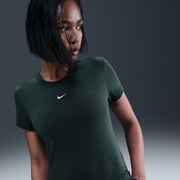 Nike Chill Knit Md Crop Kadın Yeşil Tişört FV5508-391